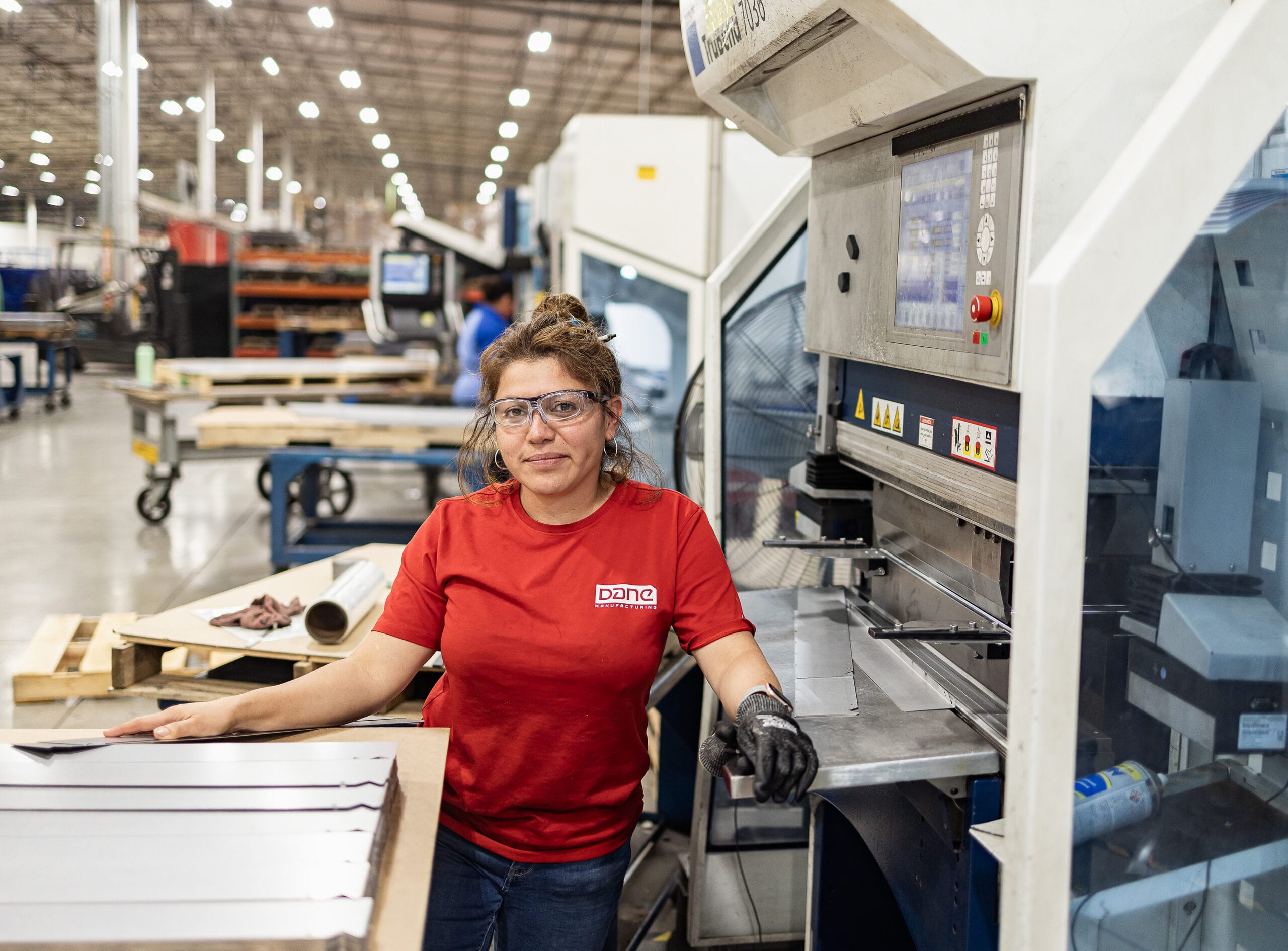 How Selecting The Right Employees Gives Us An Edge - Dane Manufacturing